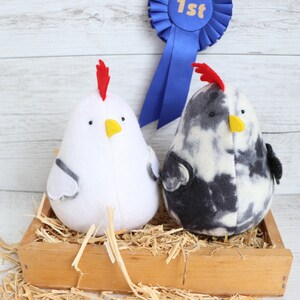 Chicken Caddy Kit ,hand Dyed Wool Felt, Chicken Pincushion Pattern ...