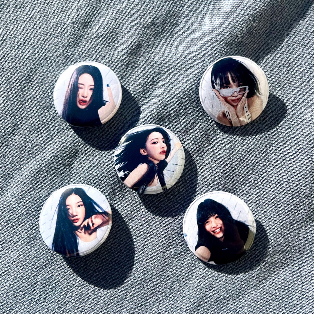 LE SSERAFIM Unforgiven 1" 25mm Mini Button Pin Fan Pack | K-pop | Kpop ...