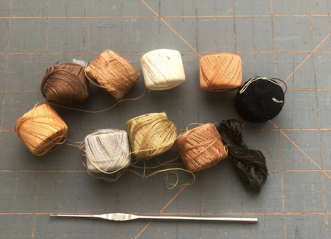 Vintage Mini Tatting Crochet Thread Spools Lot and Crochet Hook - Etsy