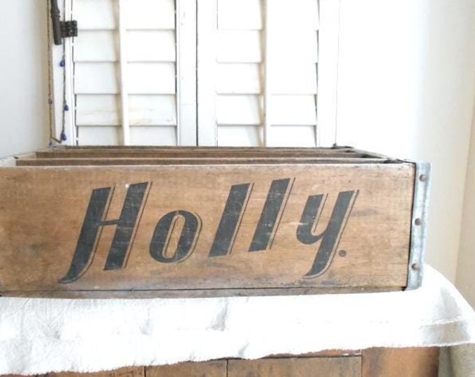 Vintage Wooden Holly Soda Crate Chocolate Soldier Beverage Crate ...