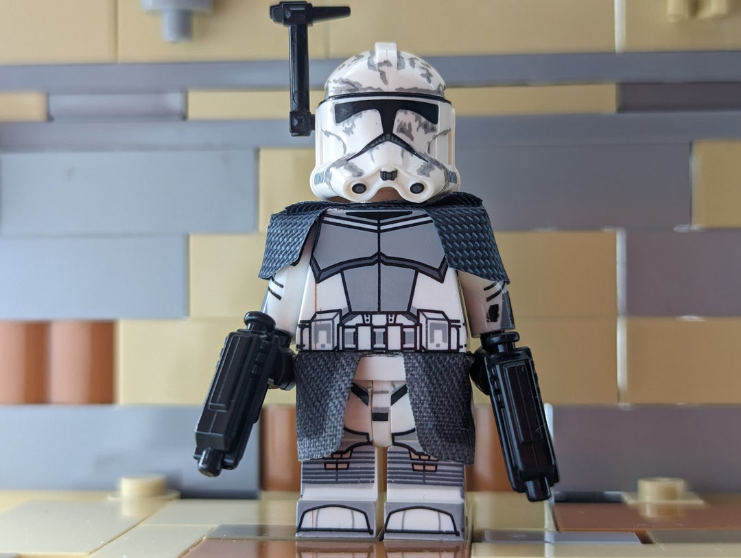 Star Wars Clone Trooper Officer Captain White Grey Armored With ...