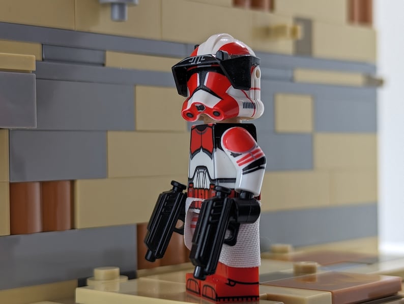 Star Wars Coruscant Guard Red White Clone Trooper Elite Commander Ganch ...