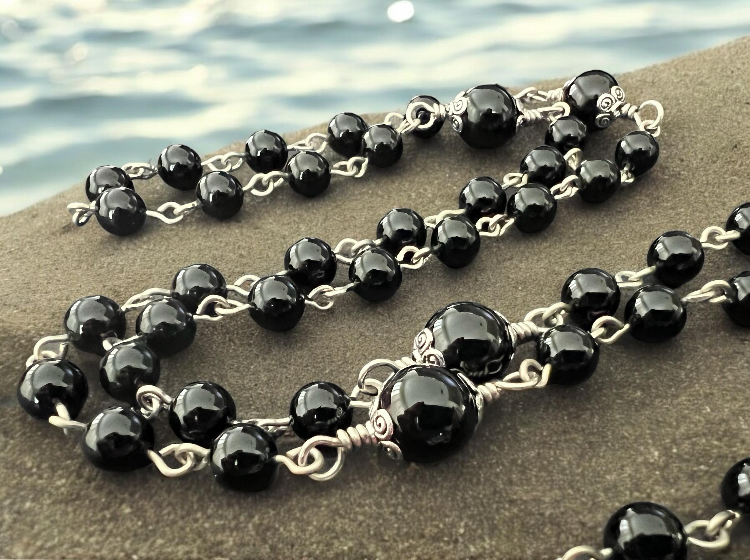 Black Onyx Unbreakable Rosary: Holy Face of Jesus, Crown of Thorns ...