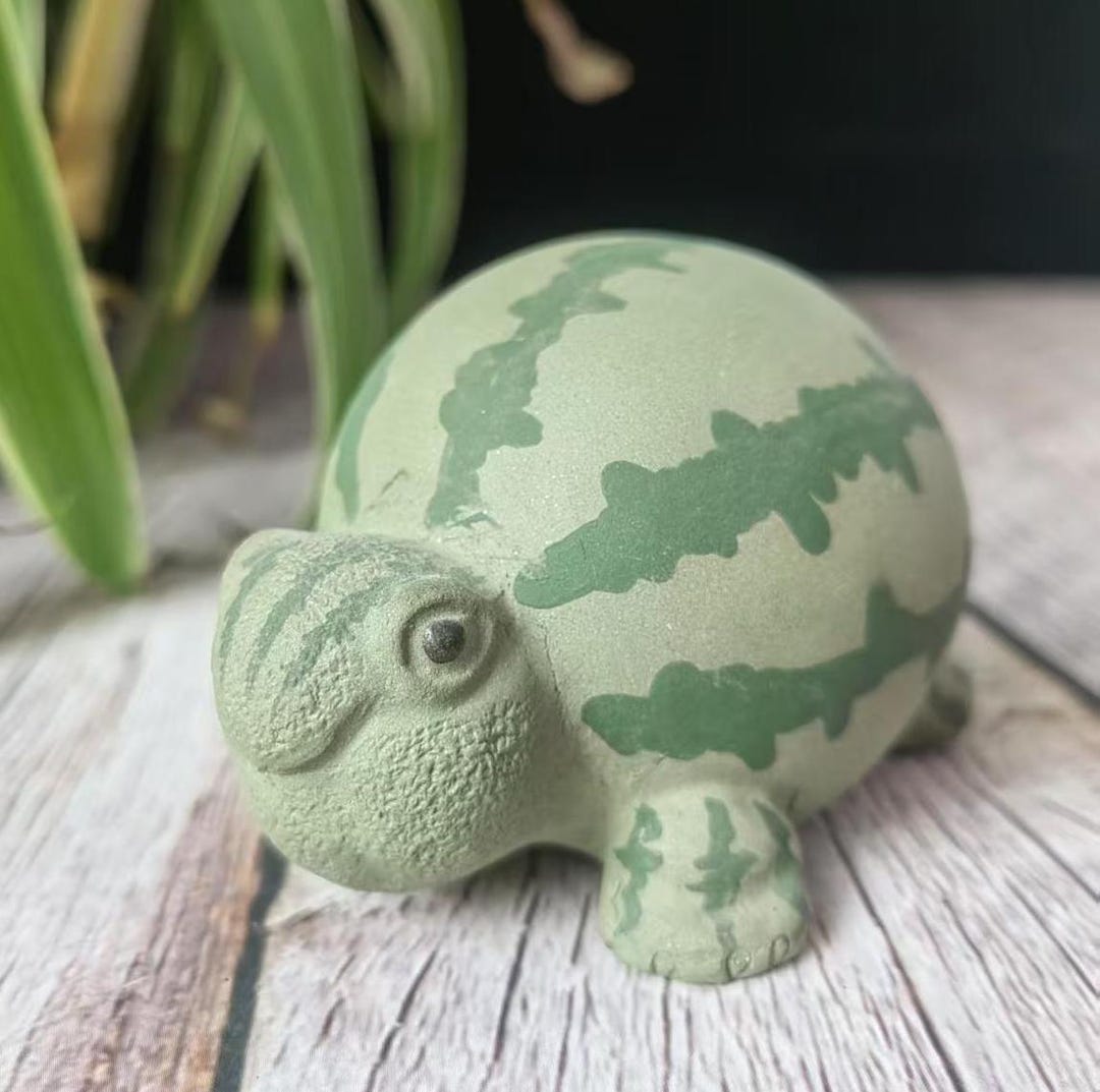 Lovely Cute Tea Pet Rainforest Frog Zisha Yixing Carved Toad Frog ...