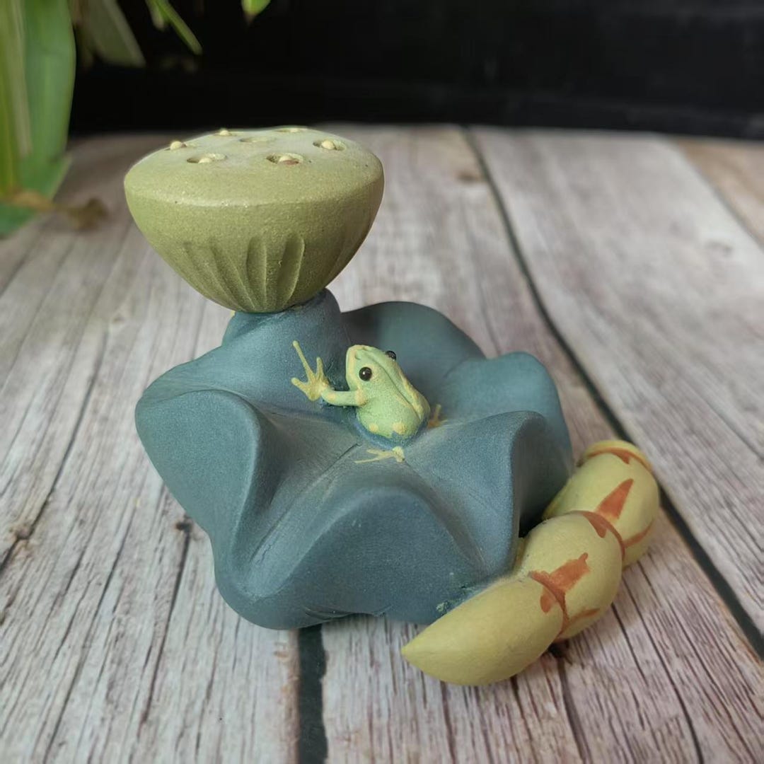 Tea Pet Frog on Lily Zisha Yixing Carved Toad Frog Figure ,tea Play Set ...
