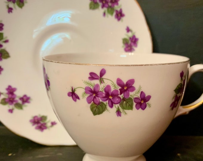 Queen Anne Violet Tea Cup and Saucers Set Vintage Tea Cups and Saucers ...