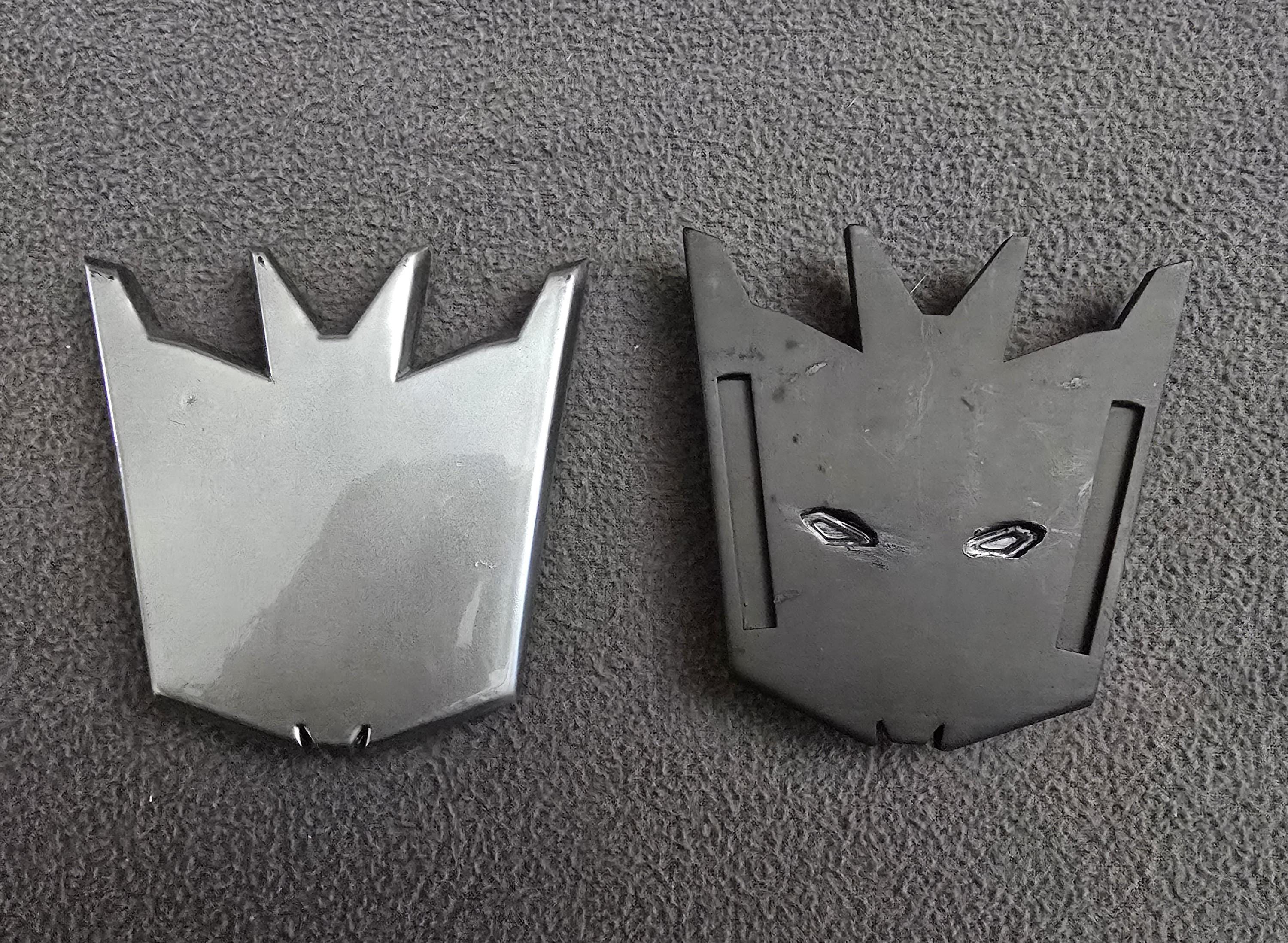 Megatronus Prime Emblem – 3D Printed Fan Art With LED Eyes ...