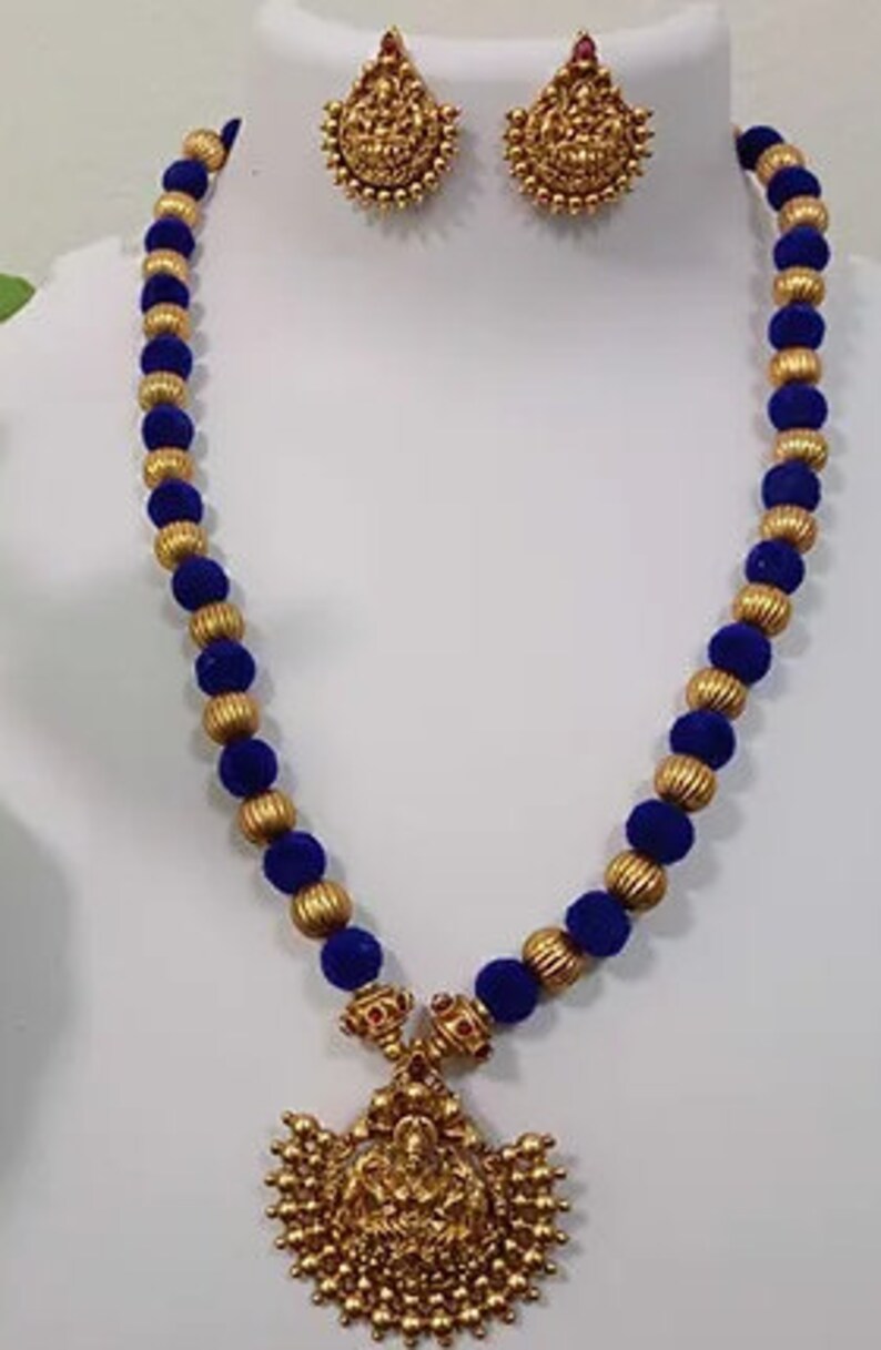 Rope/thread Mala With Gold Plated Lakshmi Pendant/beautiful Simple ...