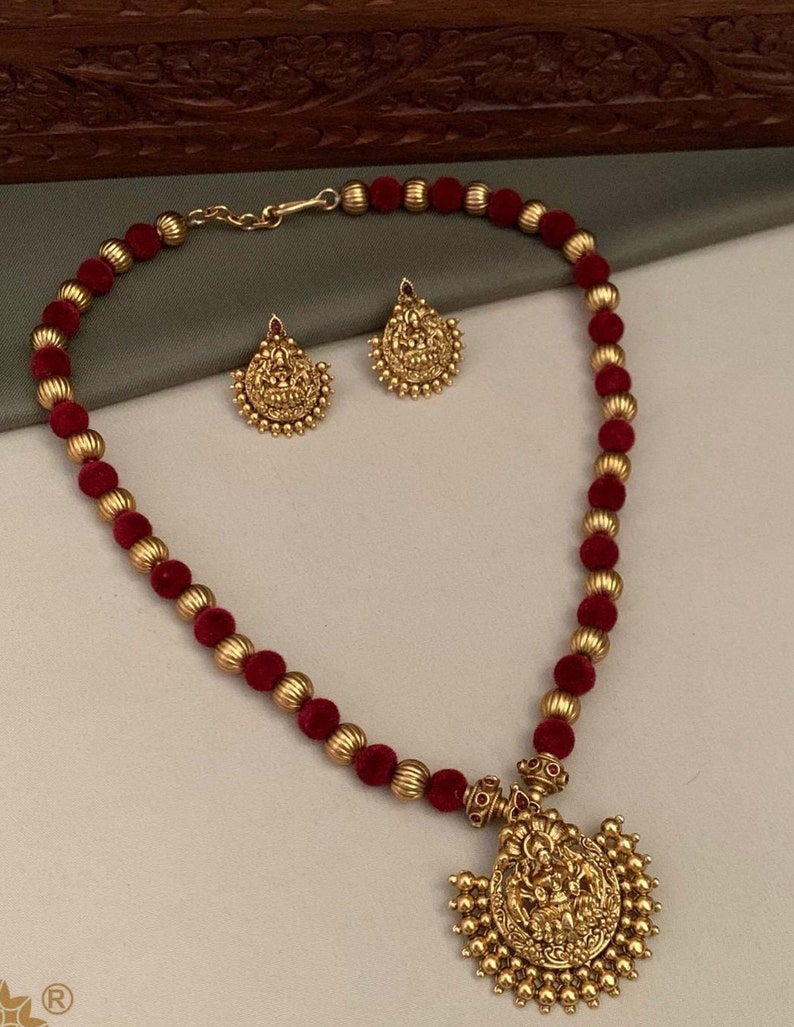 Rope Mala With Lakshmi Pendant/beautiful Simple Chain Set for Sarees or ...