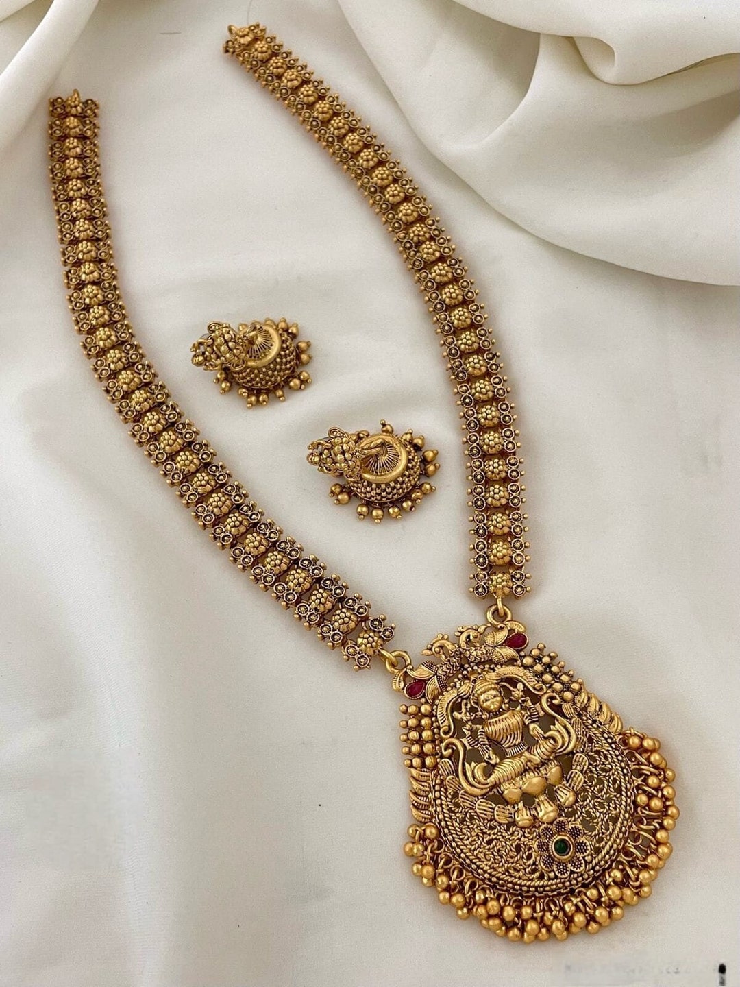 Lovely Gold Look Alike Lakshmi Haaram Medium to Long Length With Pretty ...