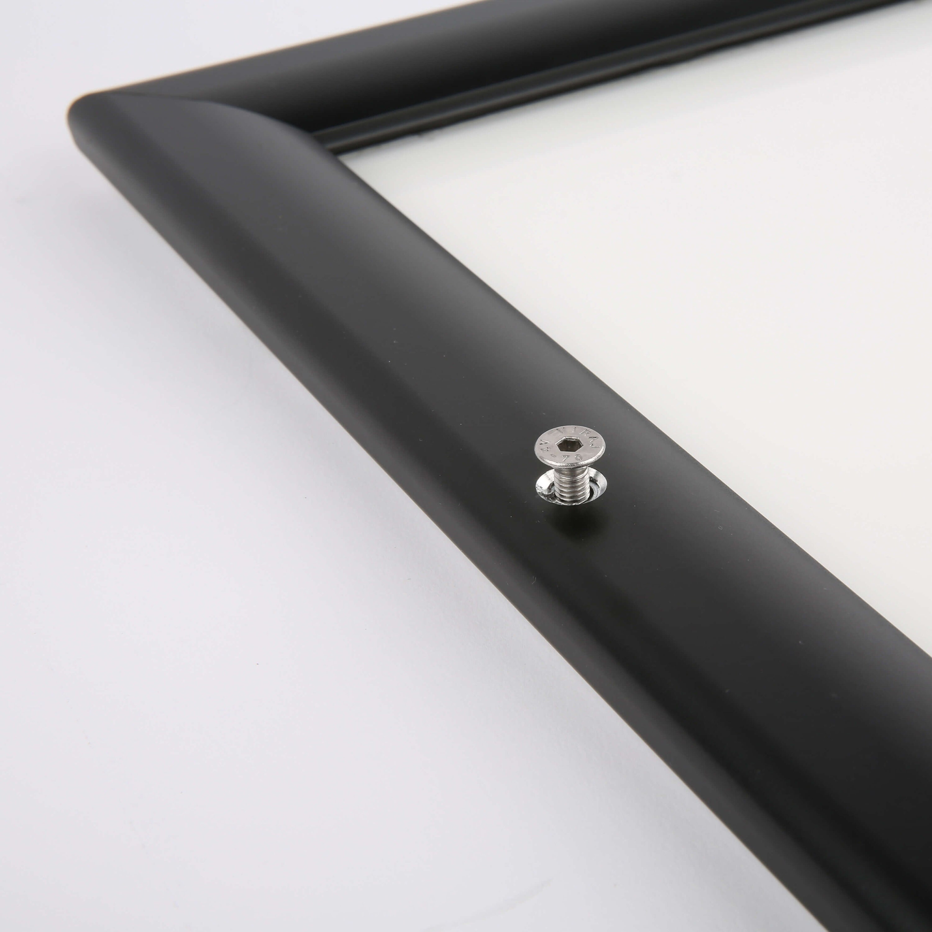M&T Displays Lockable Weatherproof Snap Poster Frame Black Aluminum ...