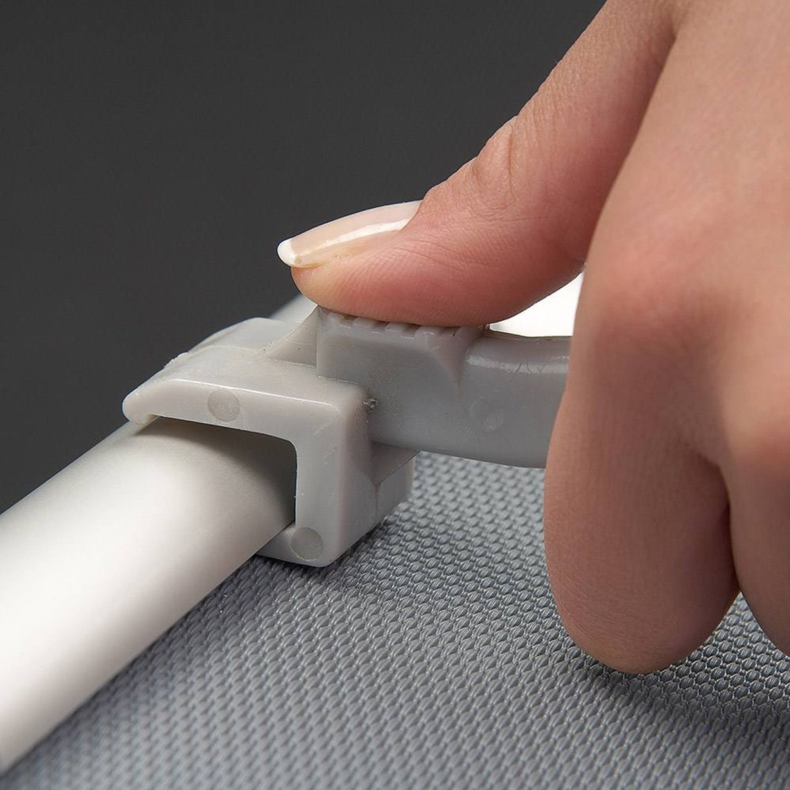 M&T Displays Security Snap Photo Poster Frame, Silver Aluminum, Front ...