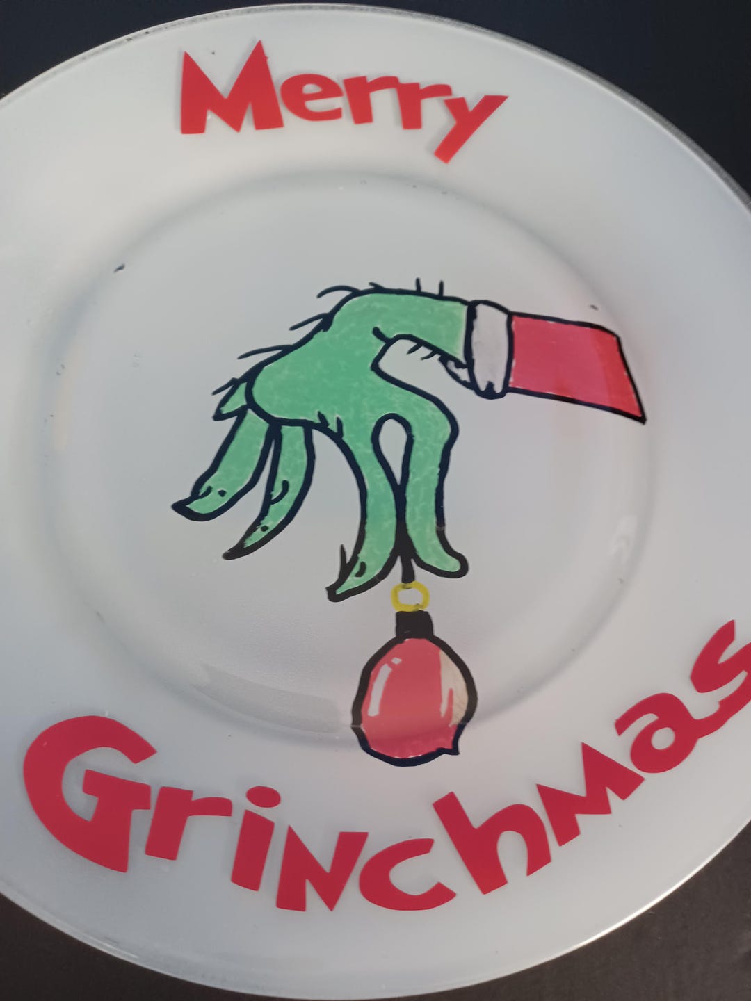 Grinch Plate Display - Etsy