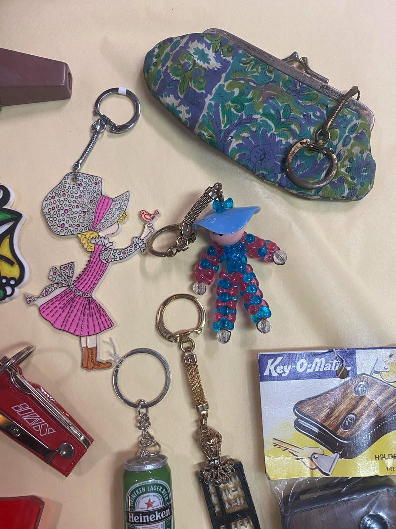 Vintage Keychains Key Ring 50s 60s 70s Assemblage Found Objects ...