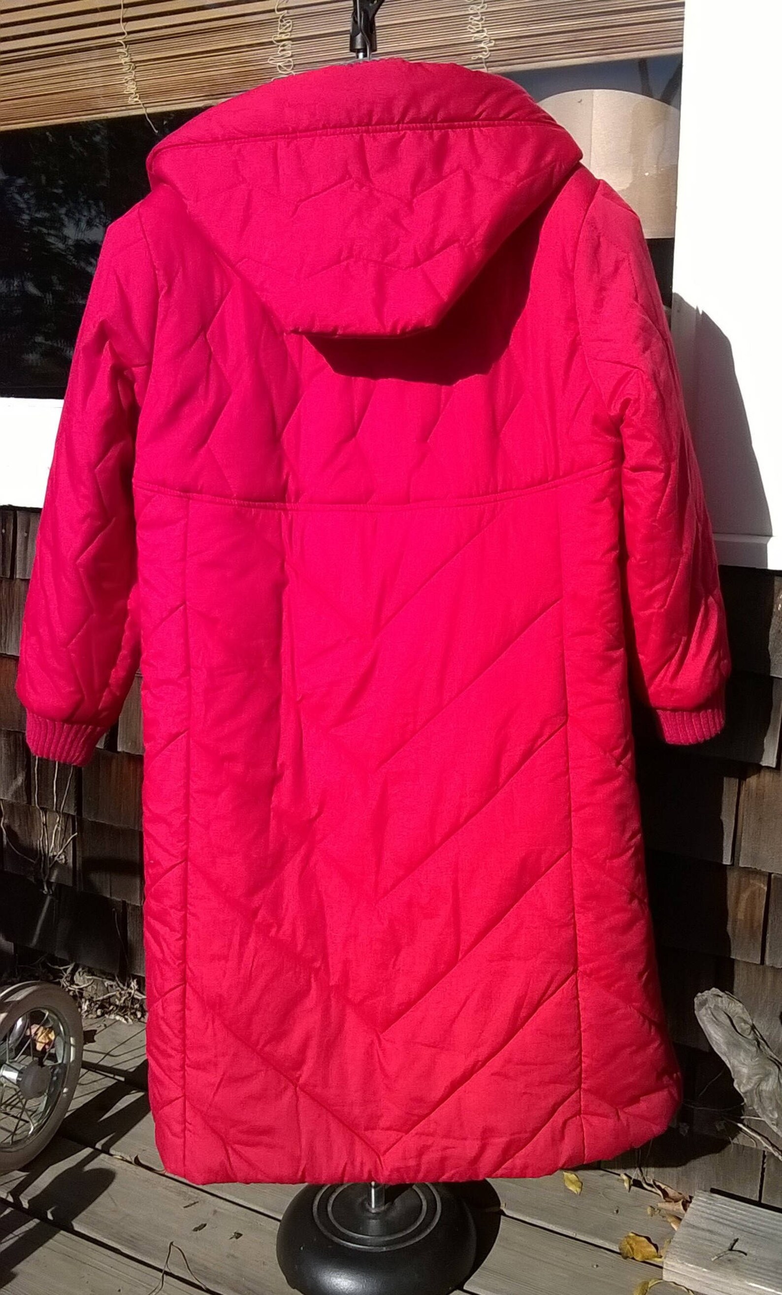 Rose Red Puffer Coat, Sz 12 14 , 70s Saton Hall Long Quilted Coat, Red ...
