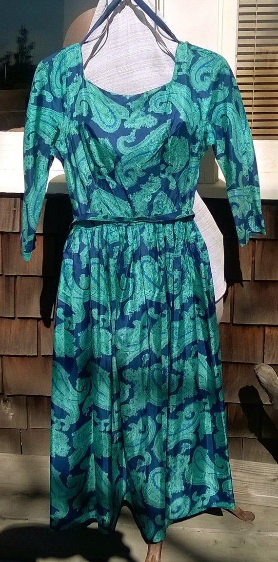 Jeanne d'Arc , Jeanne D'ARC Silk Dress, 1960s Day Dr… - Gem