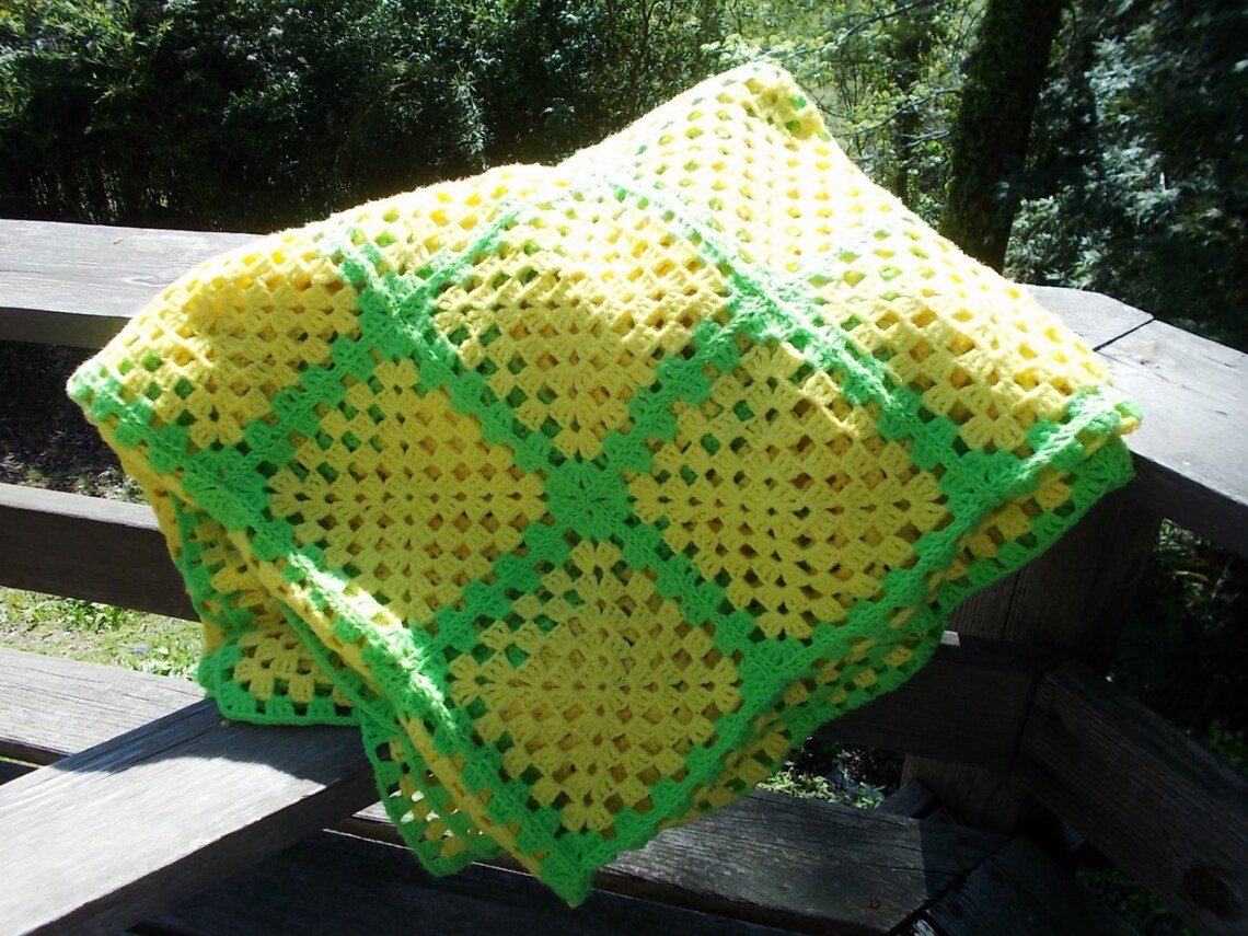 Vintage Granny Square Bedspread, Twin Double Queen, Sunny Yellow and ...