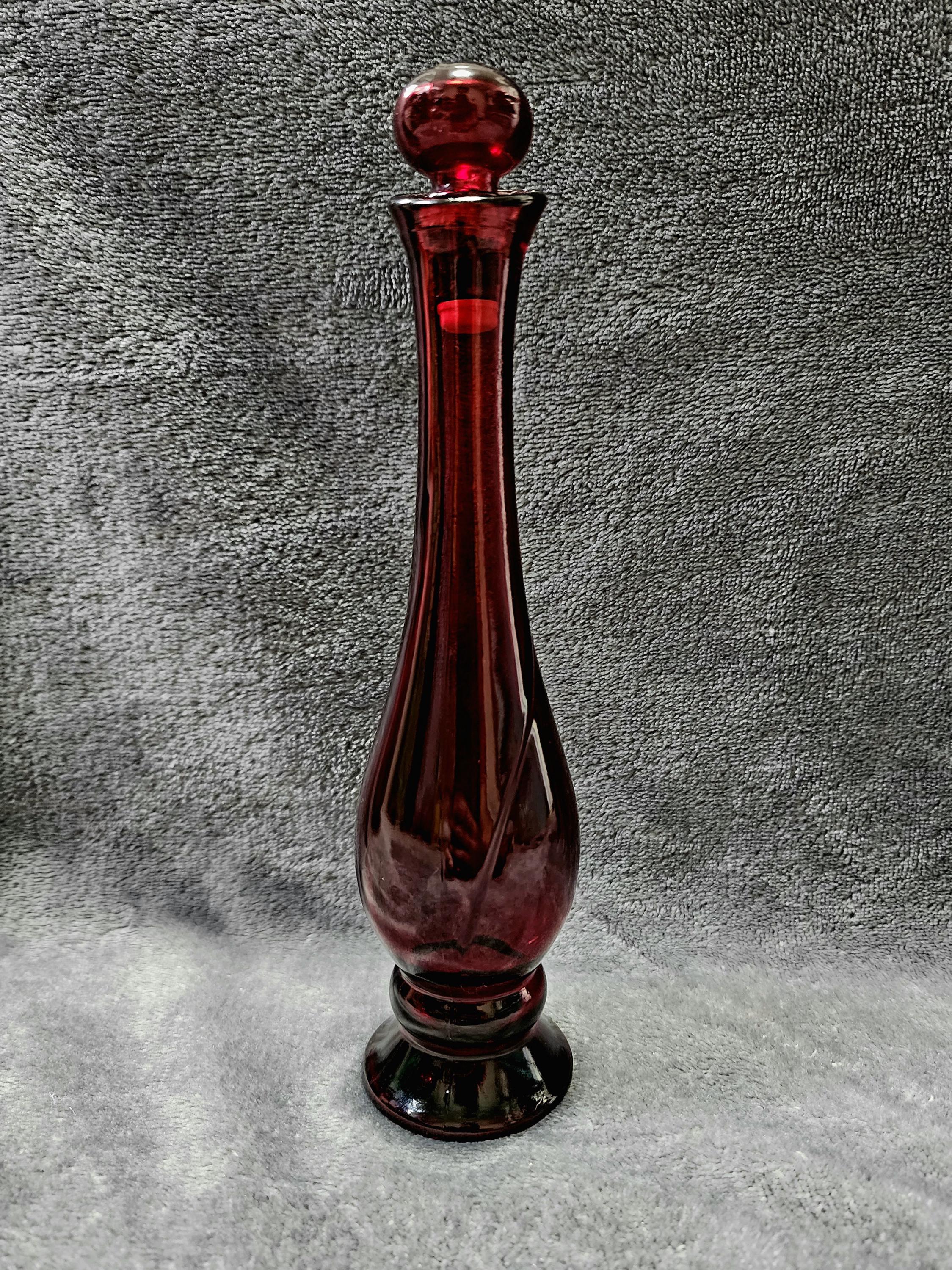 VINTAGE Avon Ruby Red Bud Vase With Original Stopper - Etsy