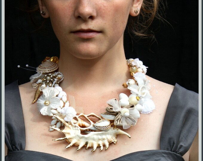 Big White Shell Bridal Necklace - Etsy