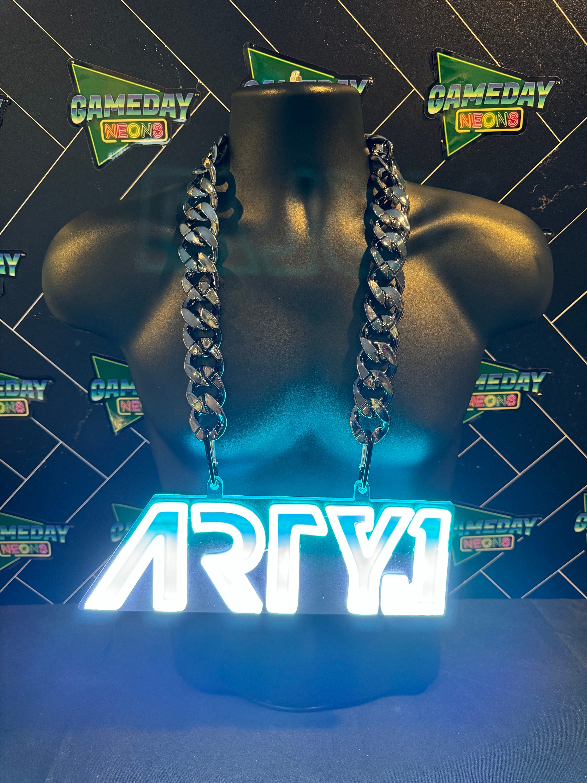 Custom Team/logo/image - Message Us Photo - Sports LED Neon Fan Chain ...