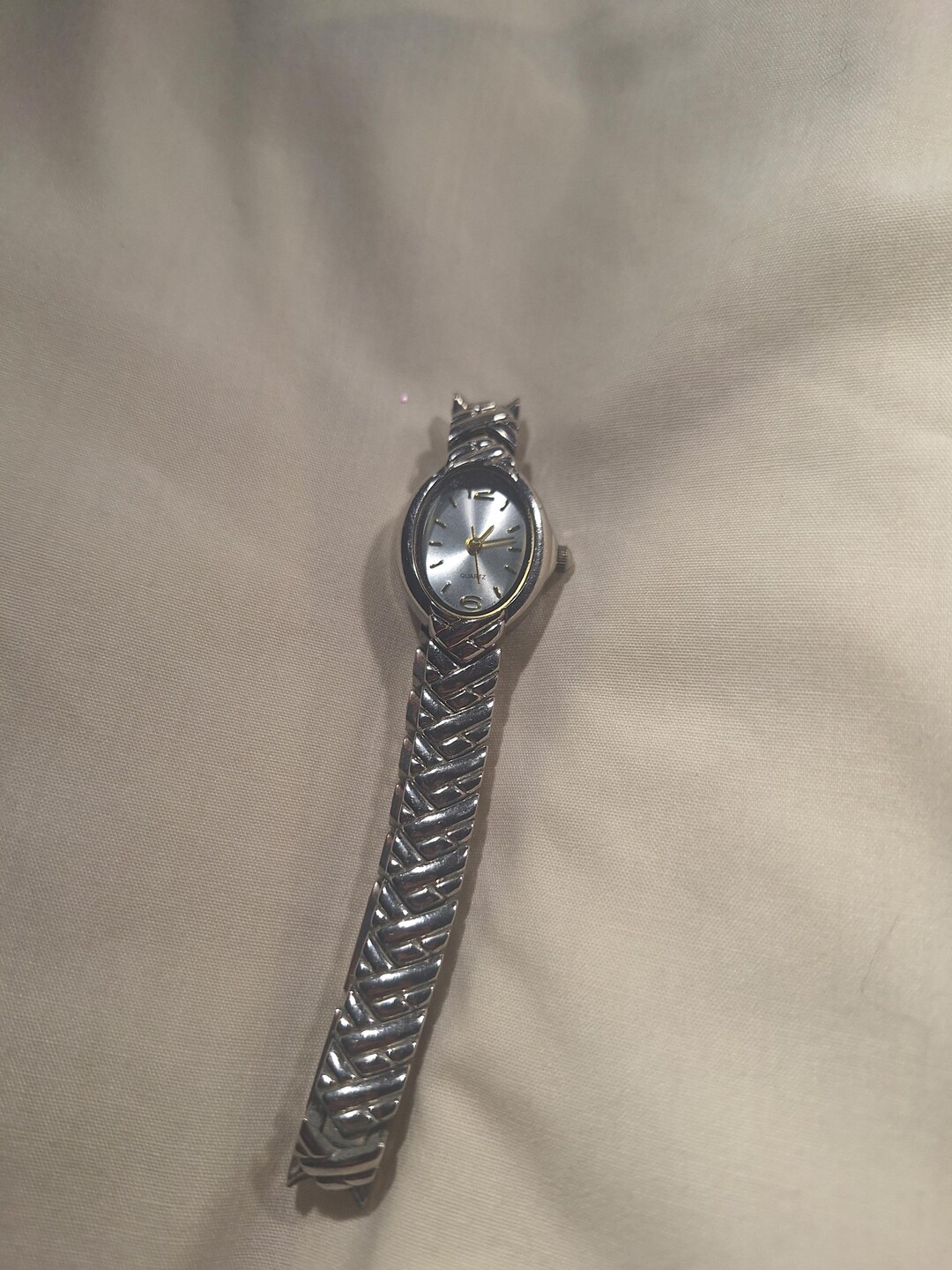 Vintage Silvertone Rumours Quartz Ladies Watch Pre-owned - Etsy