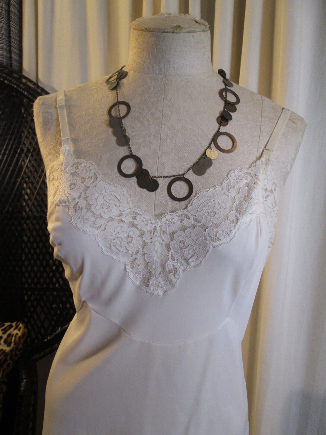 Vintage Taffeta 60s Vanity Fair Slip Vintage 1960s Beige Slip Silky ...