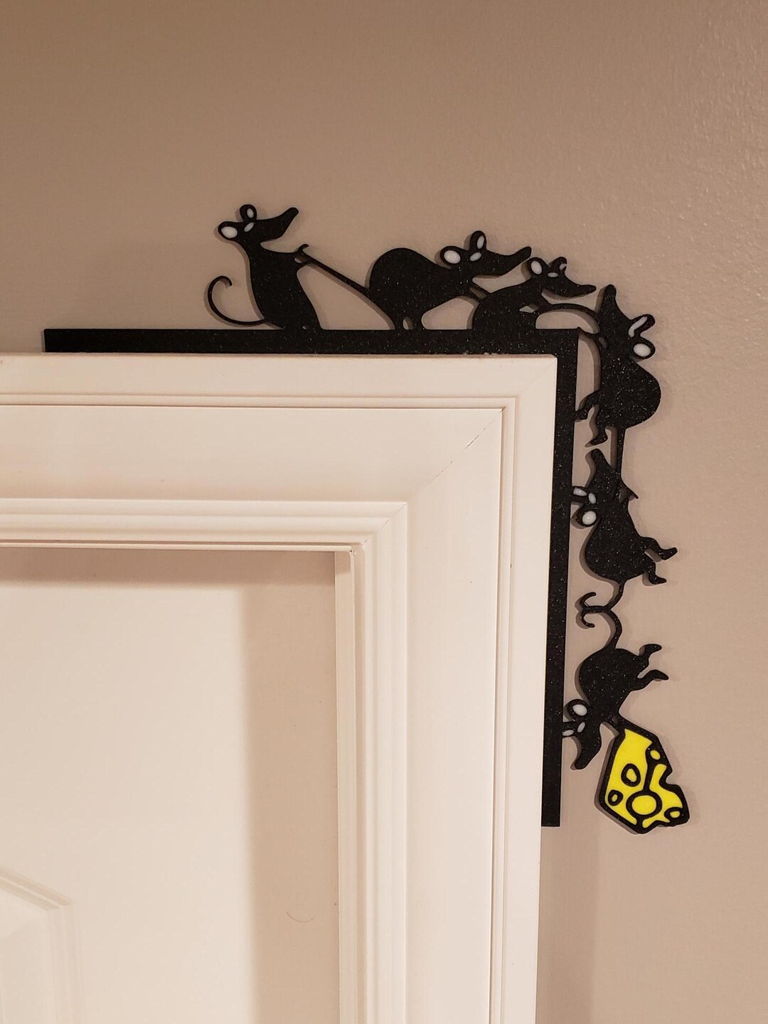 Funny Rats Stealing Cheese Door Corner Decor – Quirky Animal Decor ...