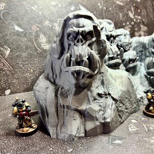 Miniature Terrain - Orc Statues - Monuments - Weathered - Tabletop ...