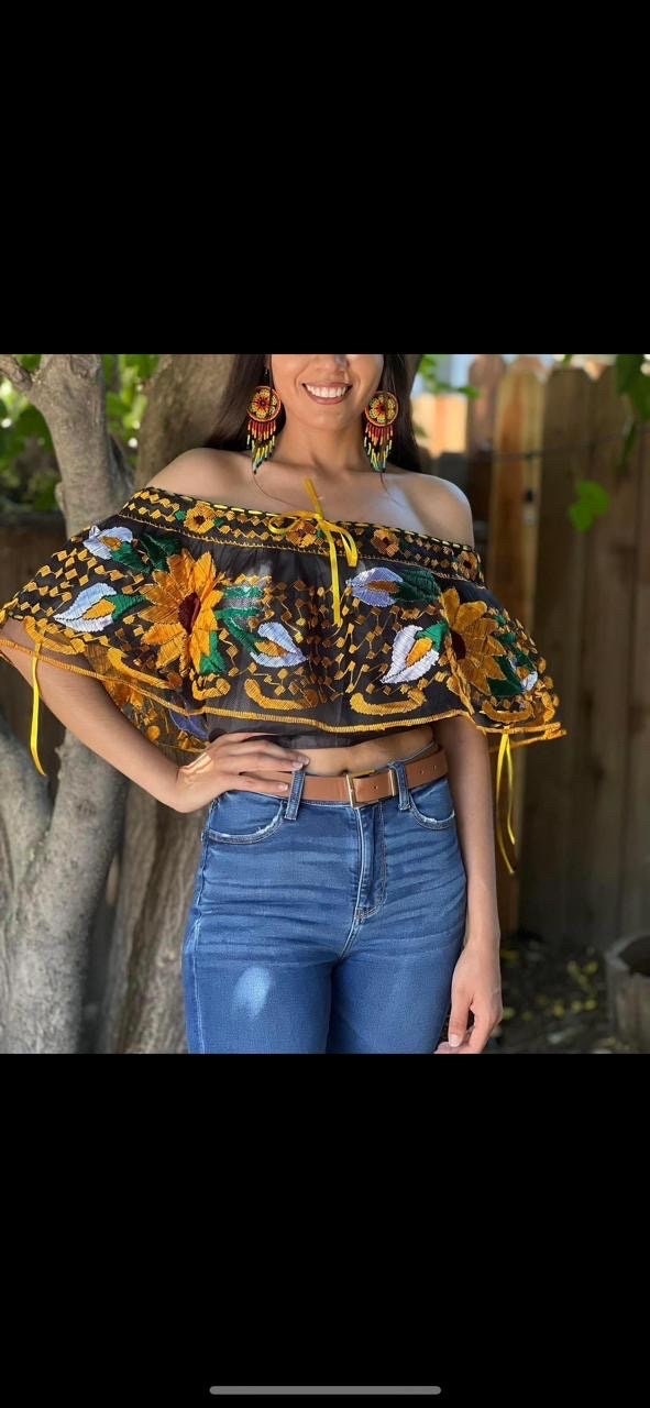 Chiapaneca Embroidered Floral Mexican Blouse. Typical Chiapas Blouse ...