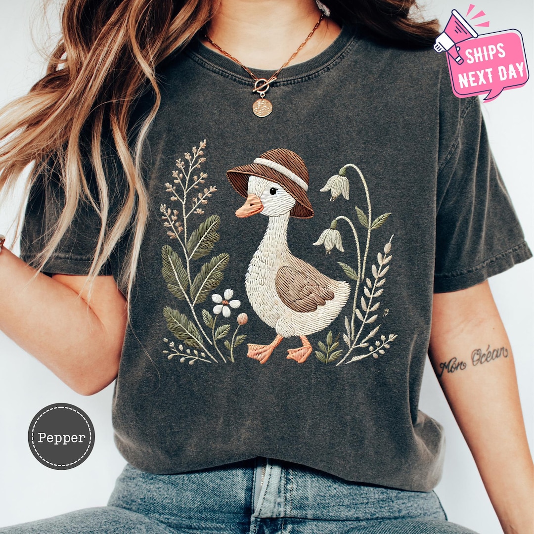 Cottagecore Duck Shirt, Vintage Graphic Tee, Trendy Cottage Core Animal ...
