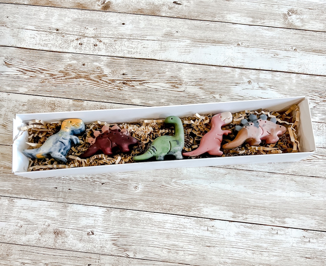 Dinosaur Crayons, Adorable Party Favors and Gift Sets for Any Occasion ...
