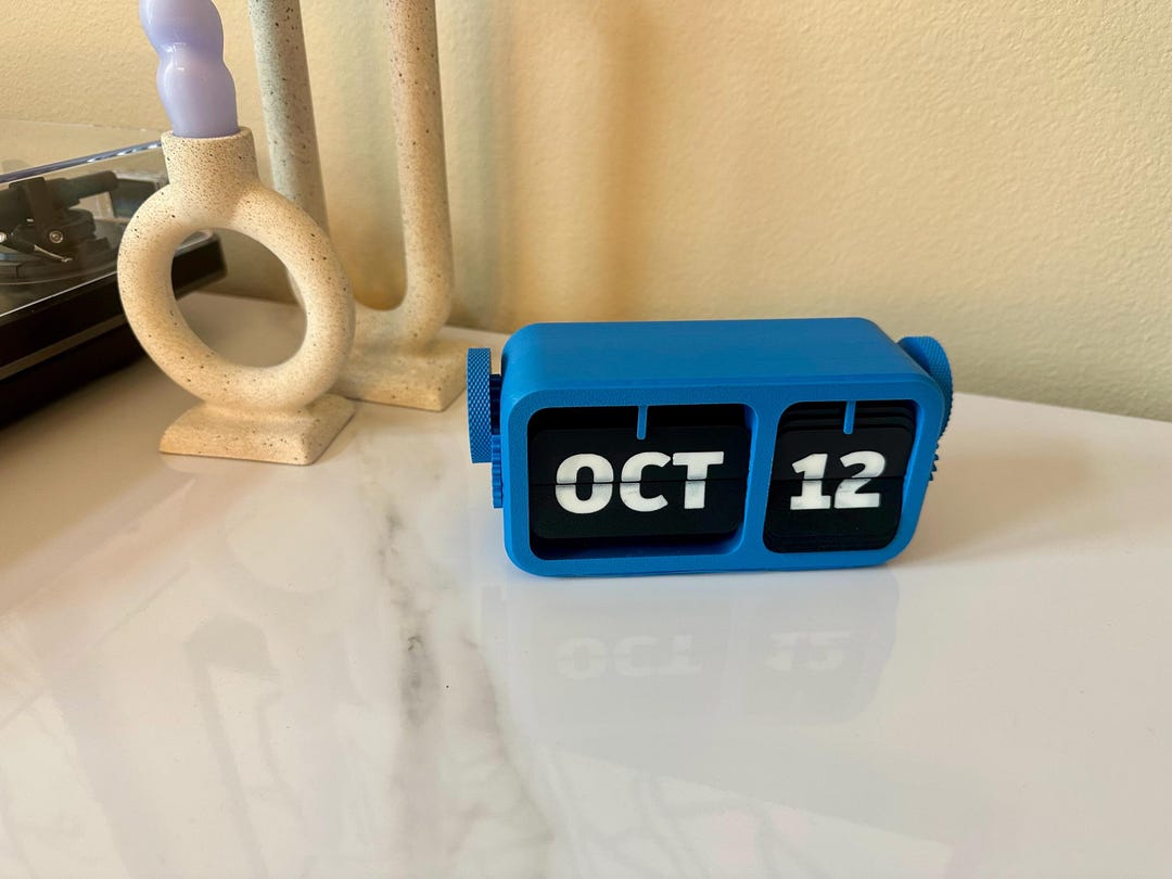 Perpetual Desk Calendar | Desktop Flip Calendar | Perfect Gift Idea ...