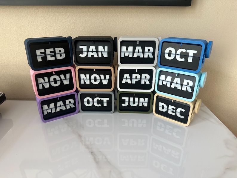 Desktop Perpetual Desk Month Calendar | Flip Calendar | Perfect Gift ...