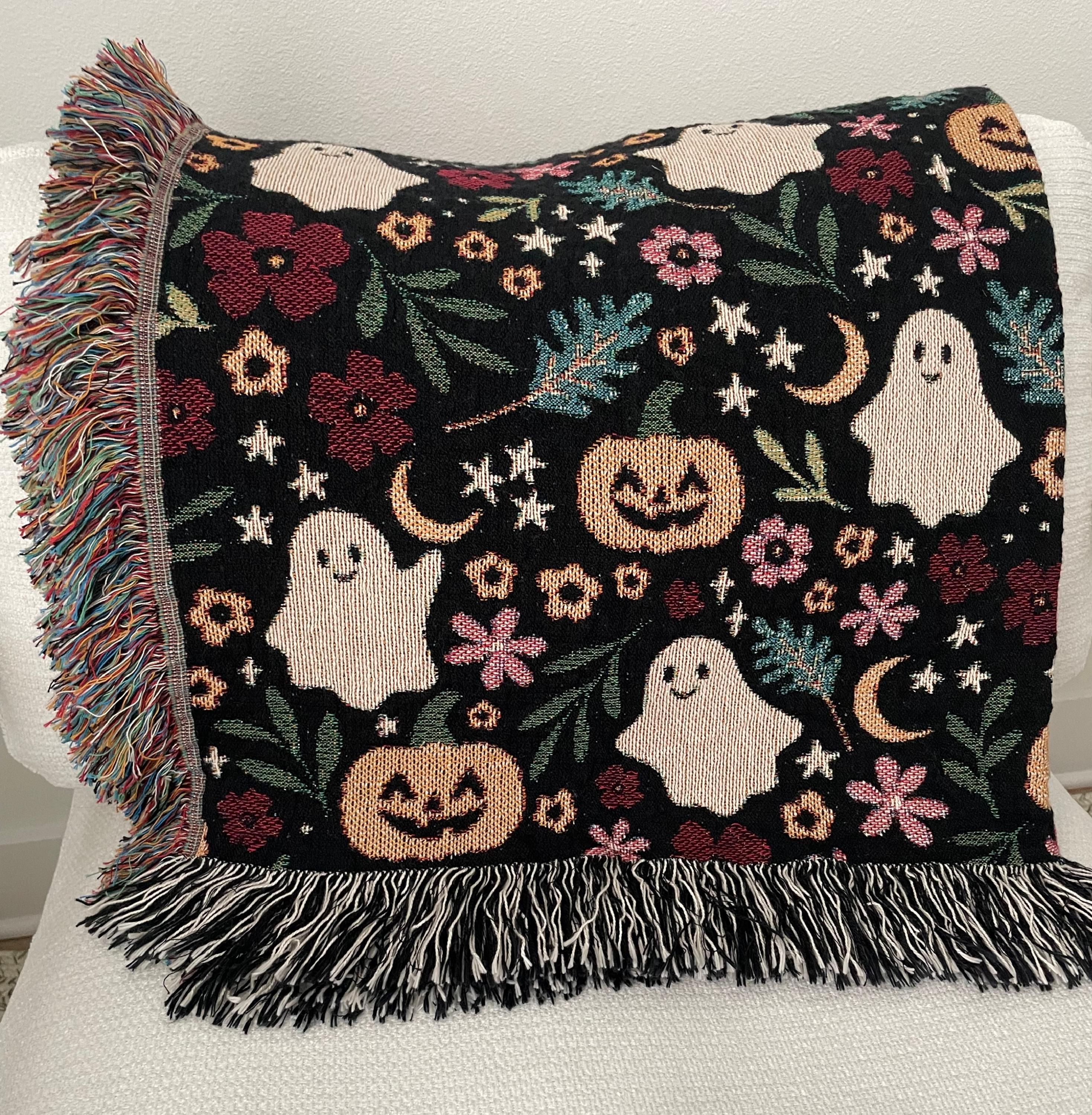 Ghostly Halloween Lovers Gift Blanket: Spooky Season Gifted Decor ...