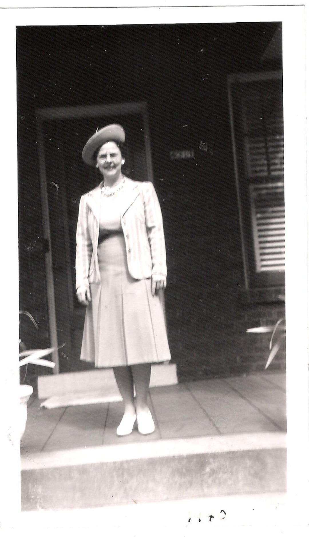 Vintage Original Photo From 1940 Mom With Great Vintage Hat Fun Image ...