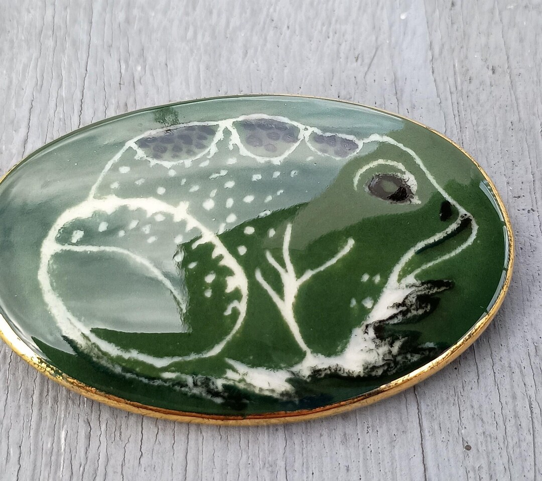 Ceramic Frog/toad Brooch Pin. - Etsy