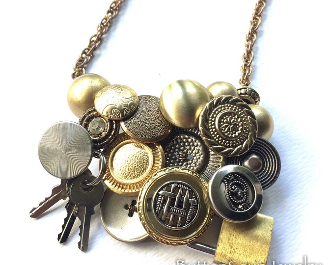Handmade Vintage Button Jewelry Necklaces by buttonsoupjewelry