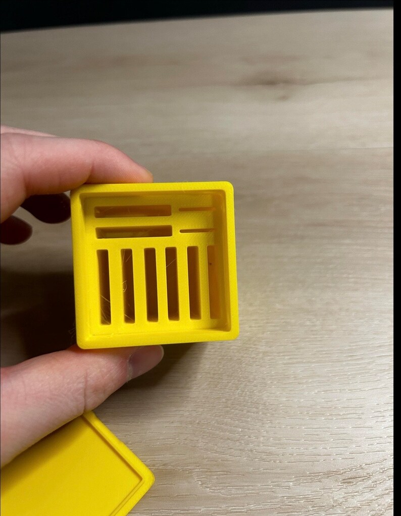 Game On: 3D Printed Question Mark Block Switch Game Case and Organizer ...