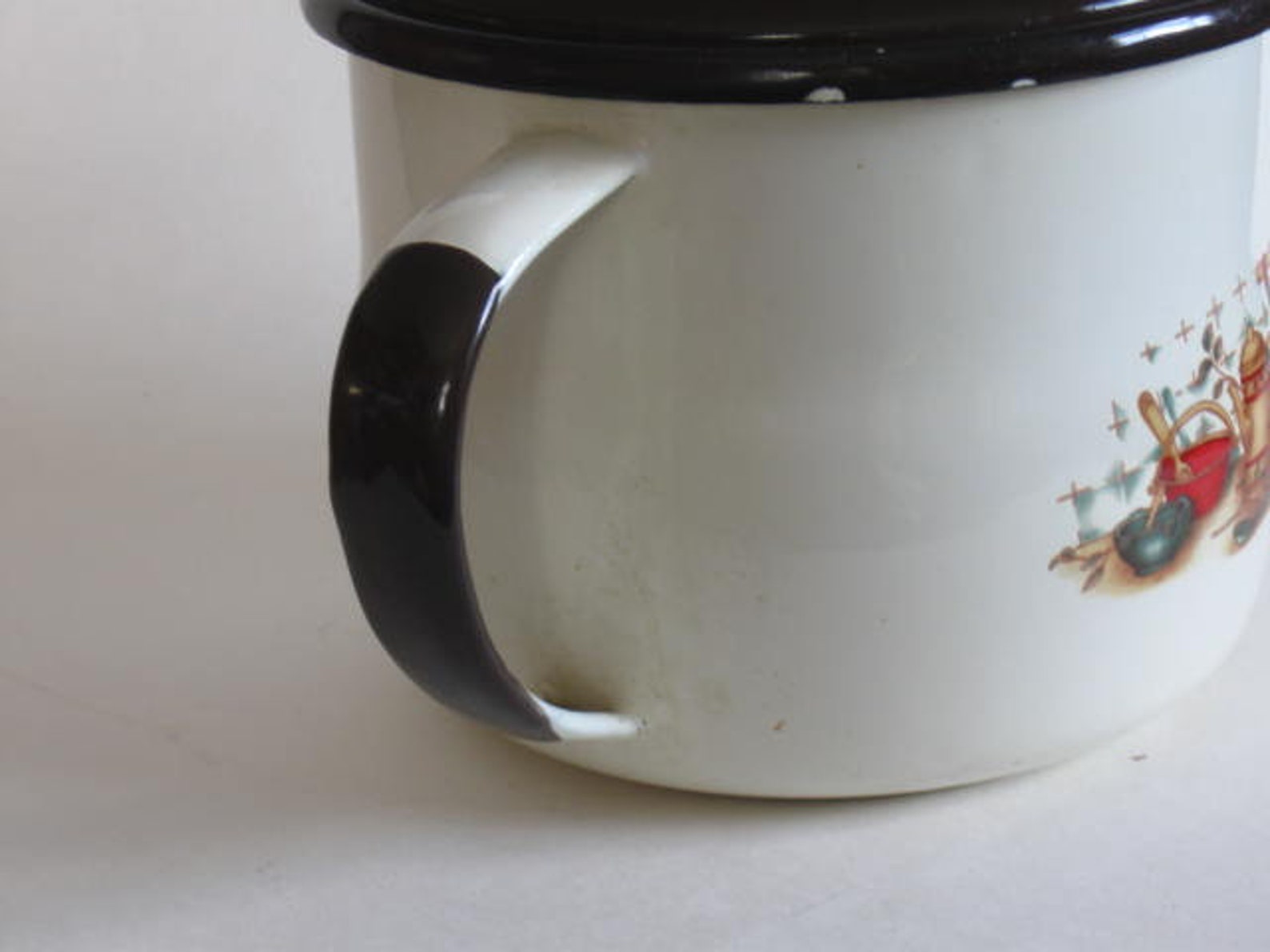 Vintage Enamelware Spouted Pot With Lid - Etsy