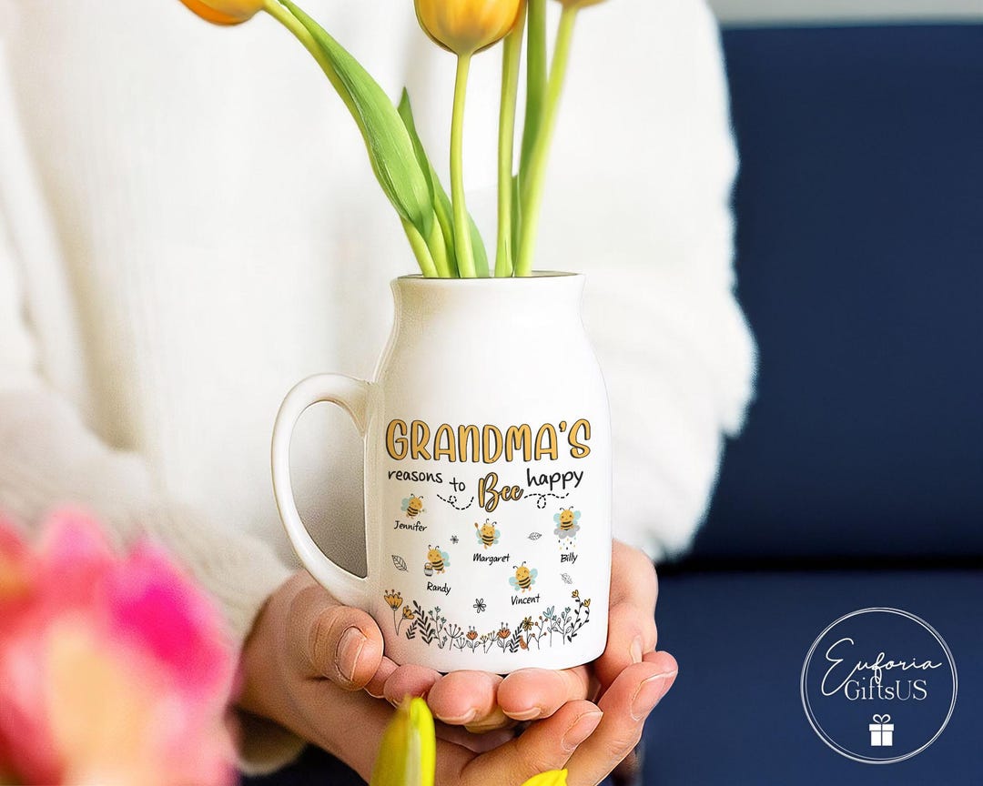 Customized Grandma Flower Vase, Custom Bee Flower Ceramic Vase, Grandma ...