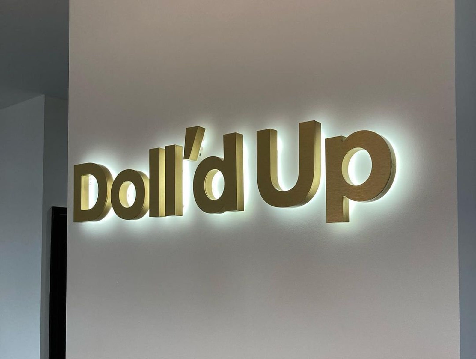 Custom Backlit Business Sign, LED Sign, Light up Salon Sign, Reception ...