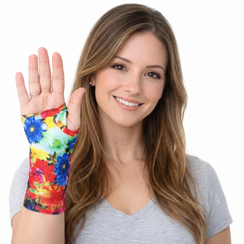 Floral Wrist Compression Sleeves Set of 2, Wrist Support Brace Covers ...