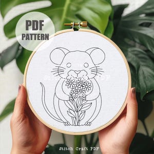 Adorable Mouse With Daisies Bunch Hand Embroidery, Instant Download ...