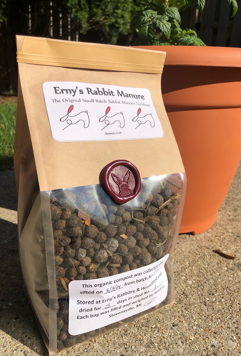 Organic Rabbit Manure Fertilizer: Natural Garden Compost (1.25lb Bag ...