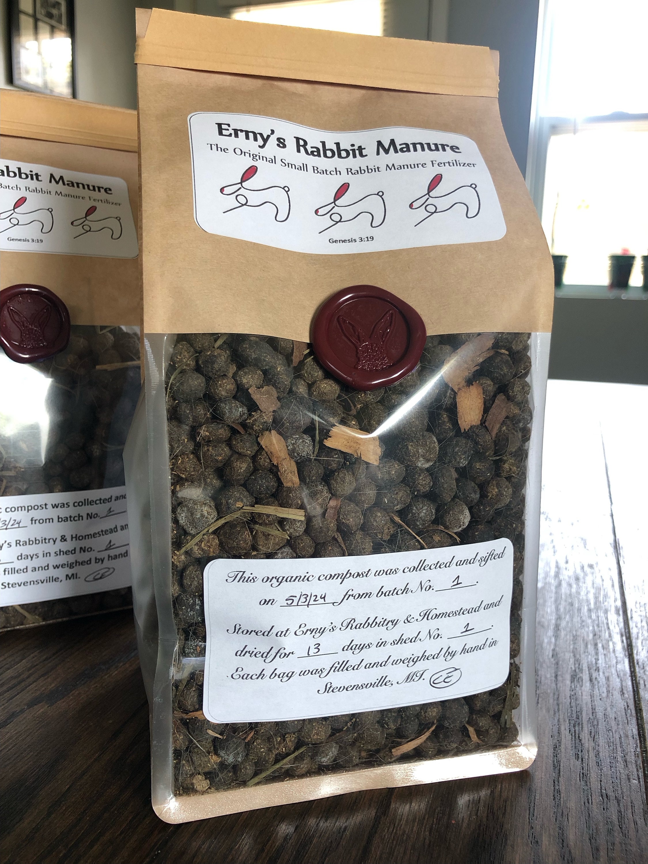 Organic Rabbit Manure Fertilizer: Natural Garden Compost (1.25lb Bag ...