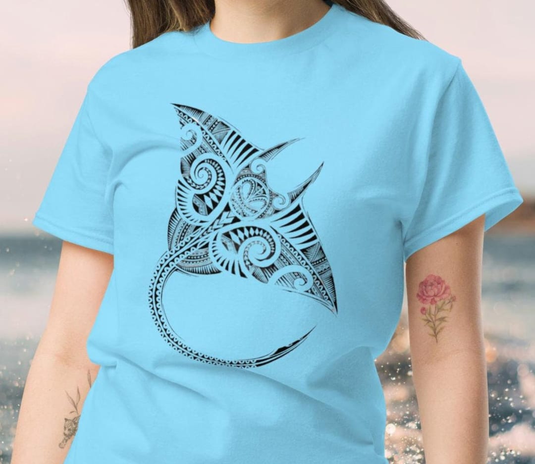 Manta Ray T-shirt - Stingray Shirt - Manta Shirt - Marine Biologist ...