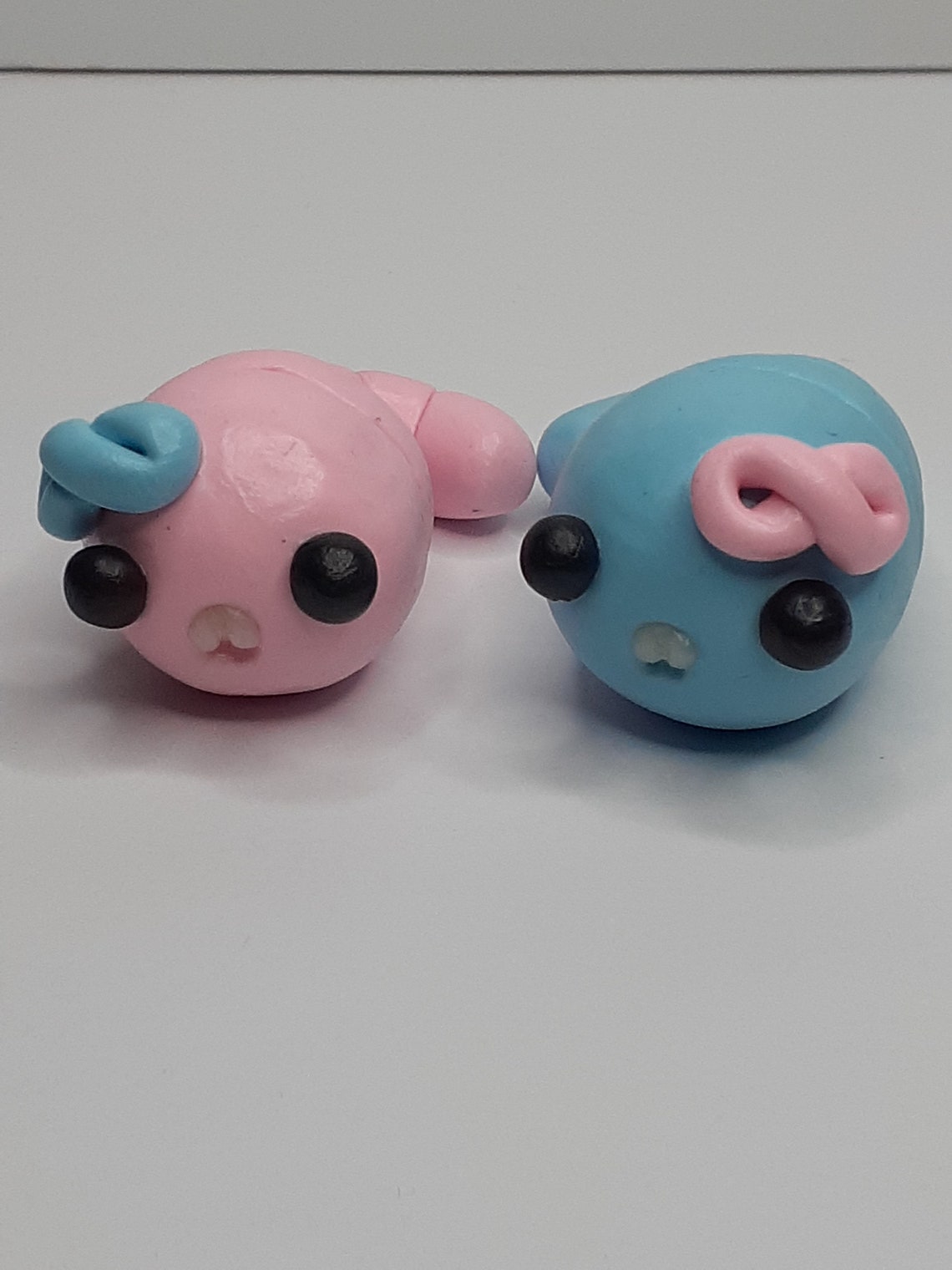 Cute Worm Figurines, Twin Pastel Worms, Pet Worms, Pastel Worms With ...