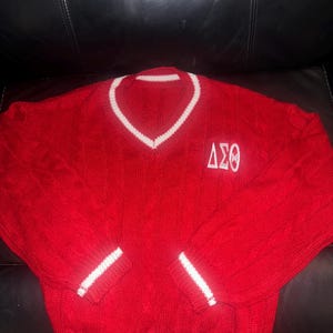 Delta Sigma Theta Sweater - Etsy