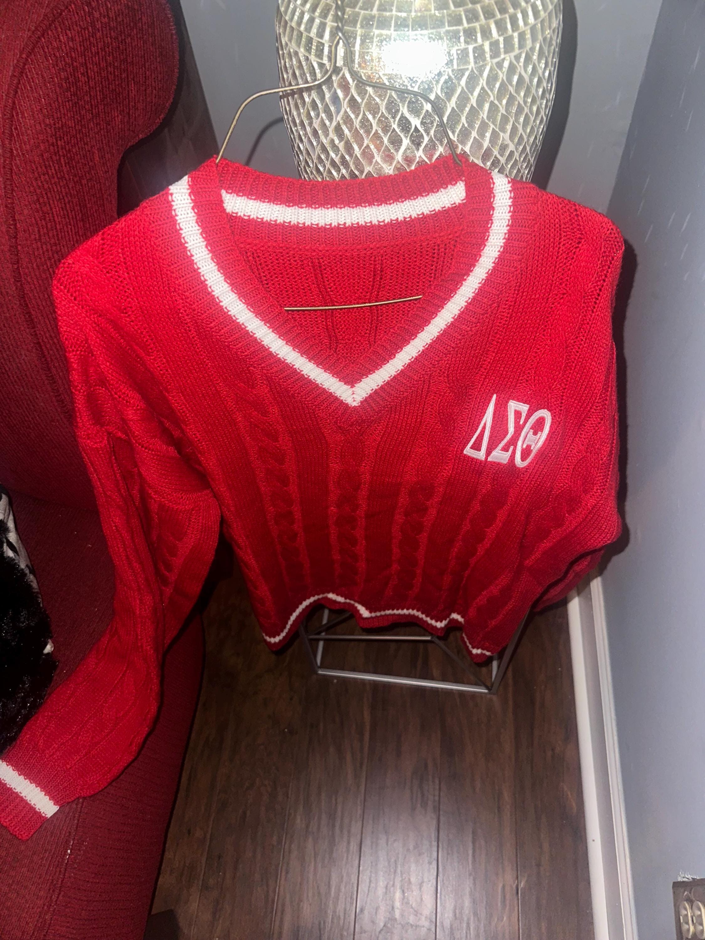 Delta Sigma Theta Sweater - Etsy