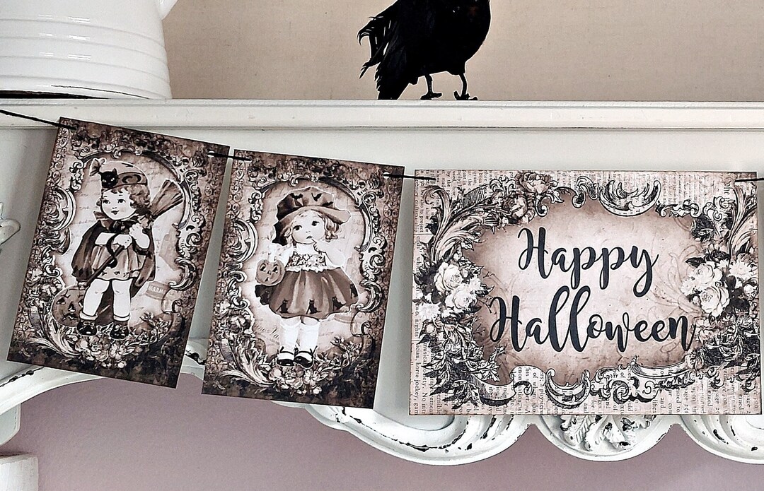 Vintage-inspired Halloween Decor Banner, Black & White Pennant Garland ...
